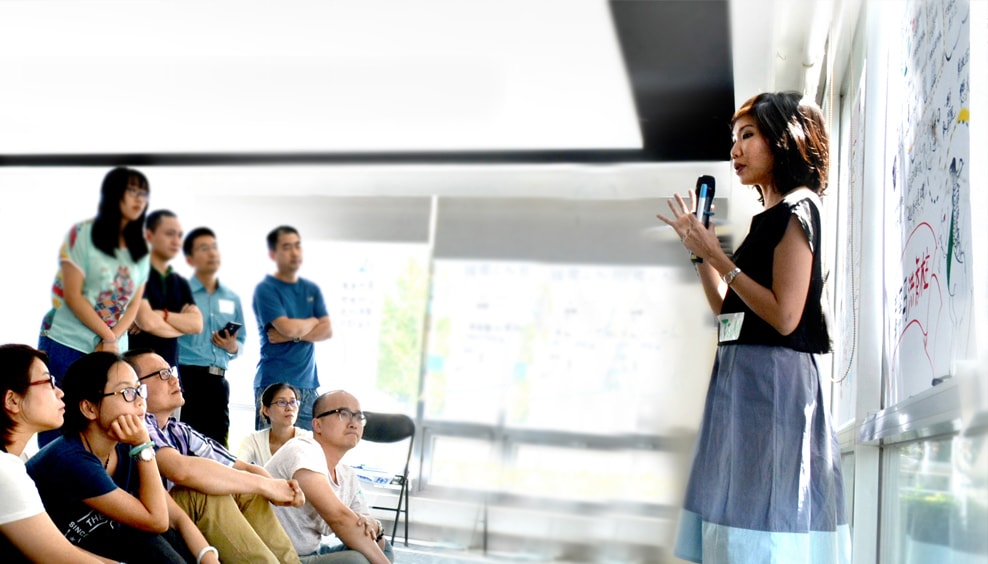 ALIGN IDEAS WITH ATTRACTIVE VISUALS - Tak-Tik Visual Solutions